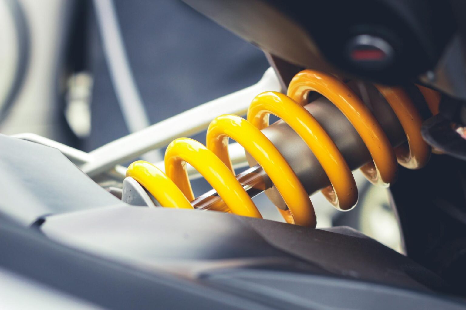 VW Touareg 7P 3.0 TDI Full Suspension Overhaul: Parts List and Common ...
